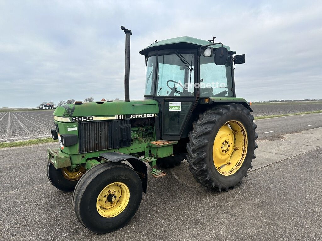 John Deere 2850 traktor točkaš