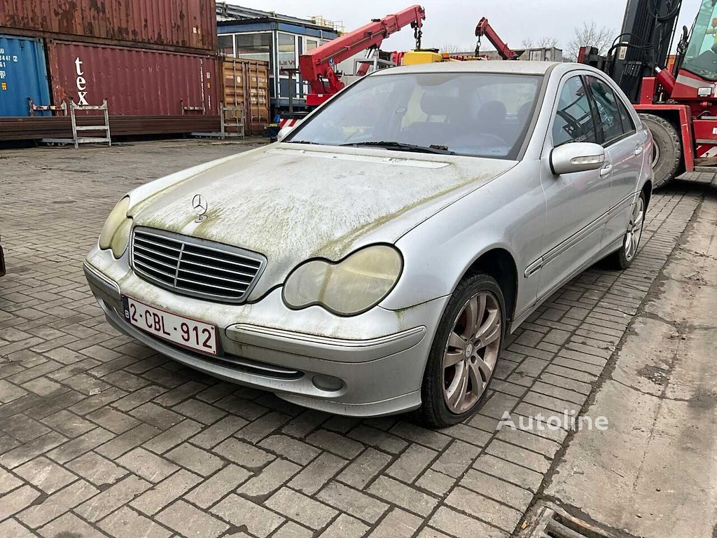 Prodaje se Mercedes-Benz 2001 MERCEDES C180 sedan na aukciji