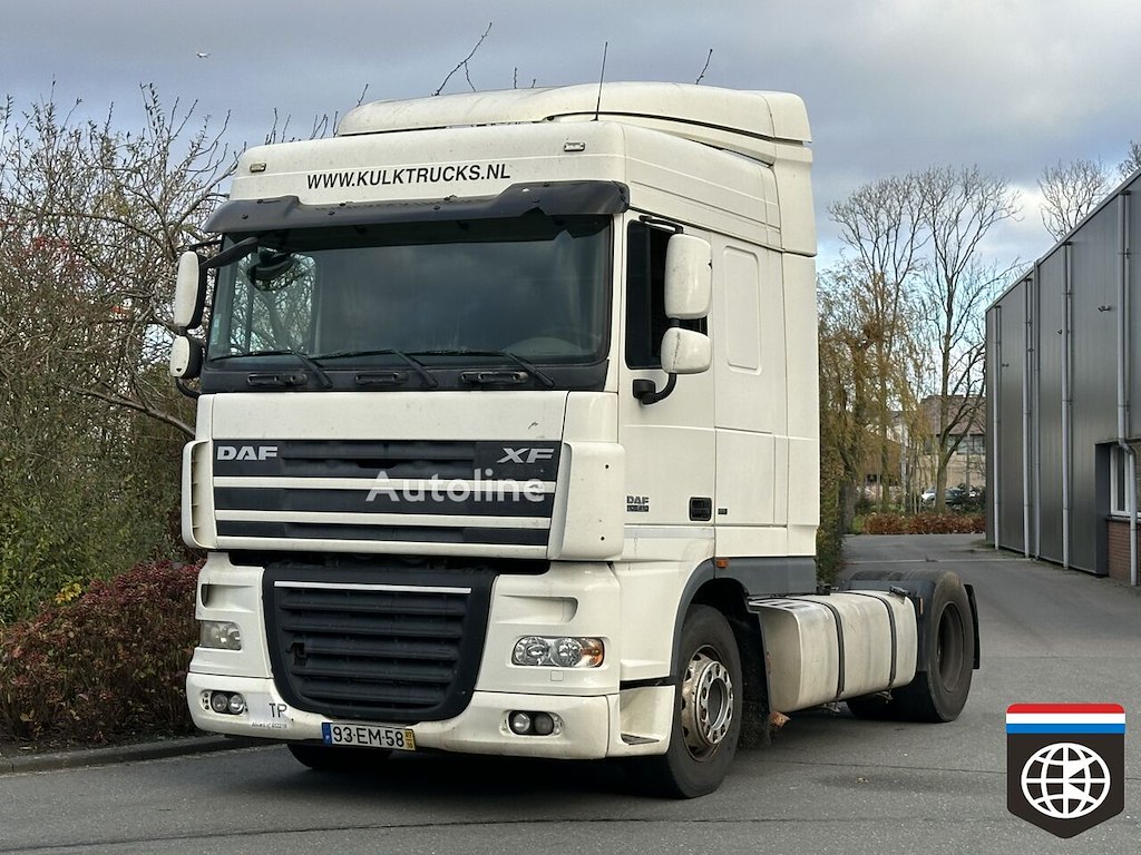 DAF XF 105 410 MANUAL 16X ** STANDARD CHASSIS tegljač