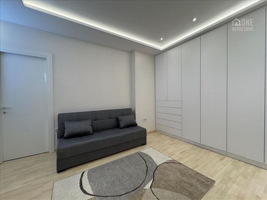 Novi Sad, Centar, Stan, 1.5, 28m2