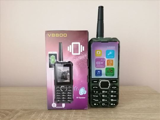 Mobilni telefon Land rover V8800