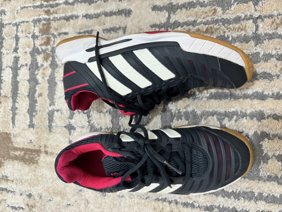 Adidas patike kao nove