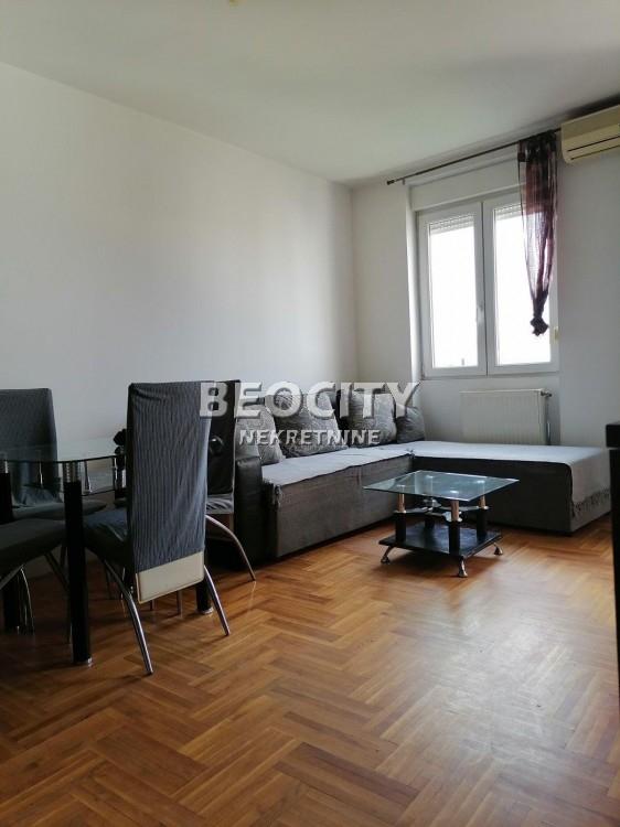 Subotička, Dvosoban stan za izdavanje, 42m2, 400€