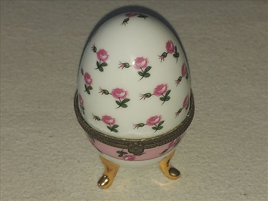 Tiffany jaje od porcelana (kutija za nakit)