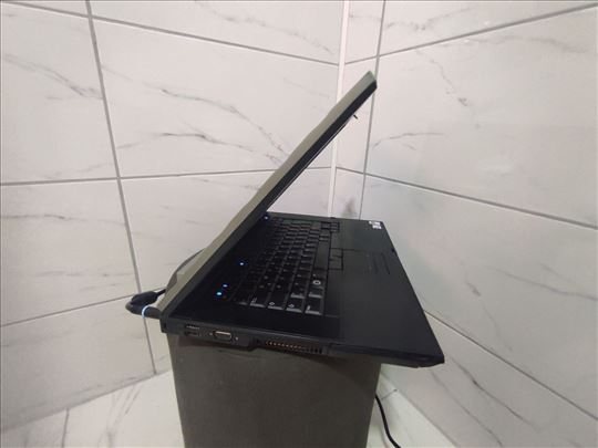 Dell Precision M4400 laptop