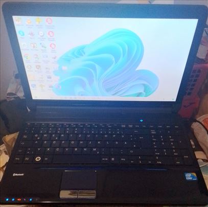 Fujitsu  Lifebook i5 @ 2.40GHz, 8Gb 120Gb