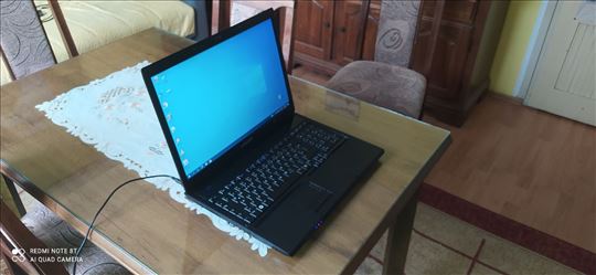 Samsung R700 17",core2duo,4 gb rama,250 gb-perfekt