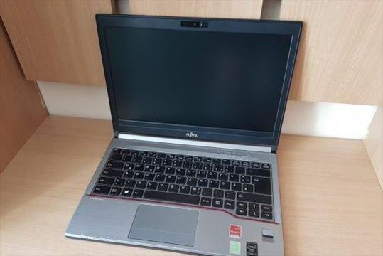 Fujitsu E734 - Intel i7 (IV gen)