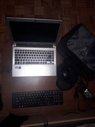 Idealan Za Skolarce Laptop