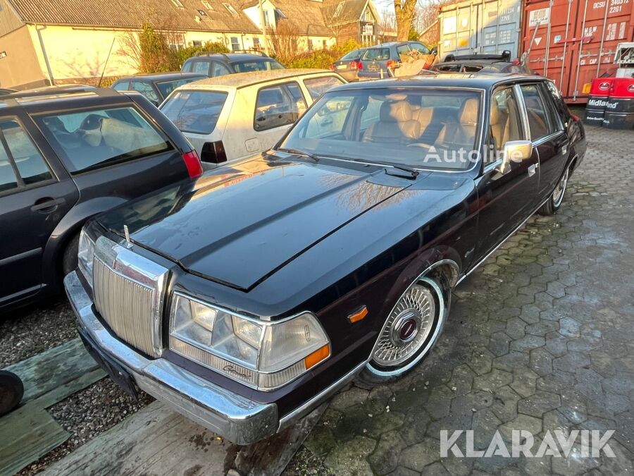 Prodaje se Ford Lincoln continental Mark sedan na aukciji