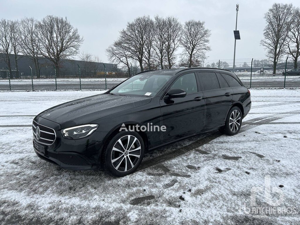 Prodaje se Mercedes-Benz E300D 4MATIC krosover na aukciji