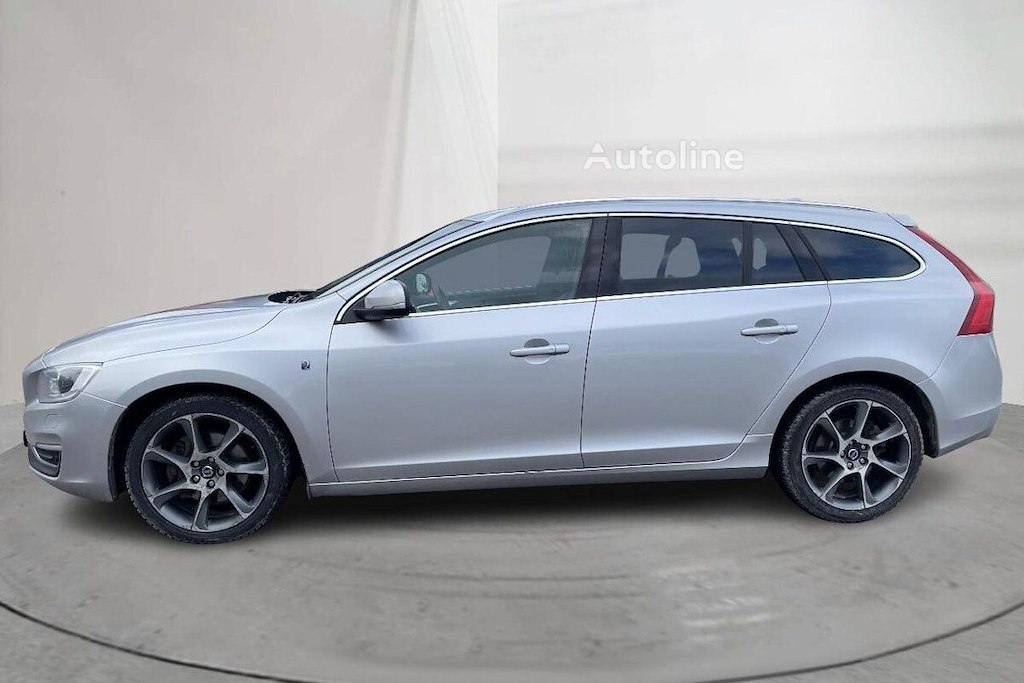 Prodaje se Volvo V60 karavan na aukciji