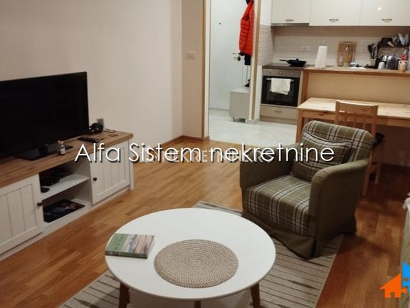 Stari grad, Gundulićev venac, 2.0 stan, 45m2, 850 EUR, ID 44217