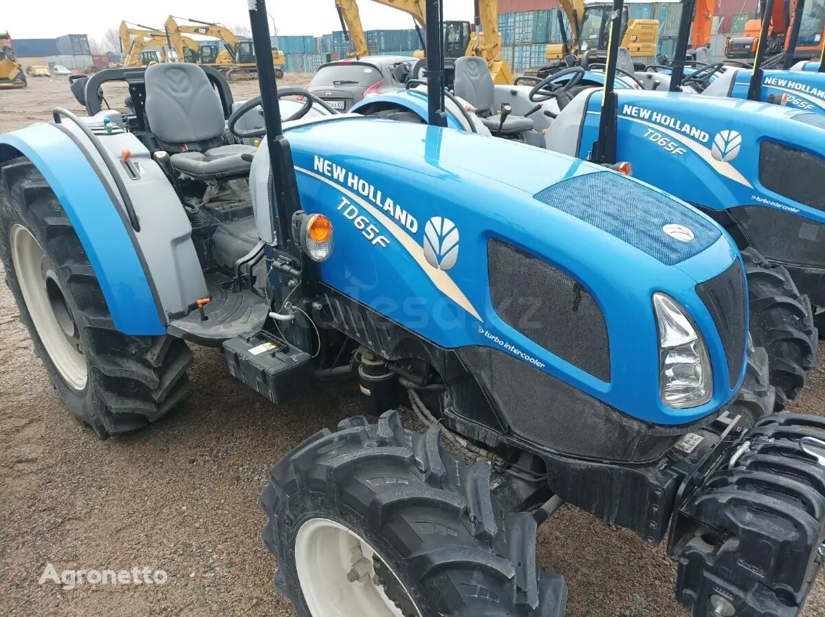 Novi New Holland TD65F traktor točkaš