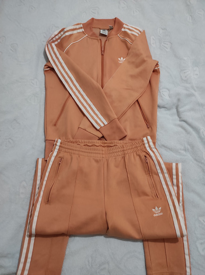 NOVA CENA 5000din - Adidas 3 stripes komplet