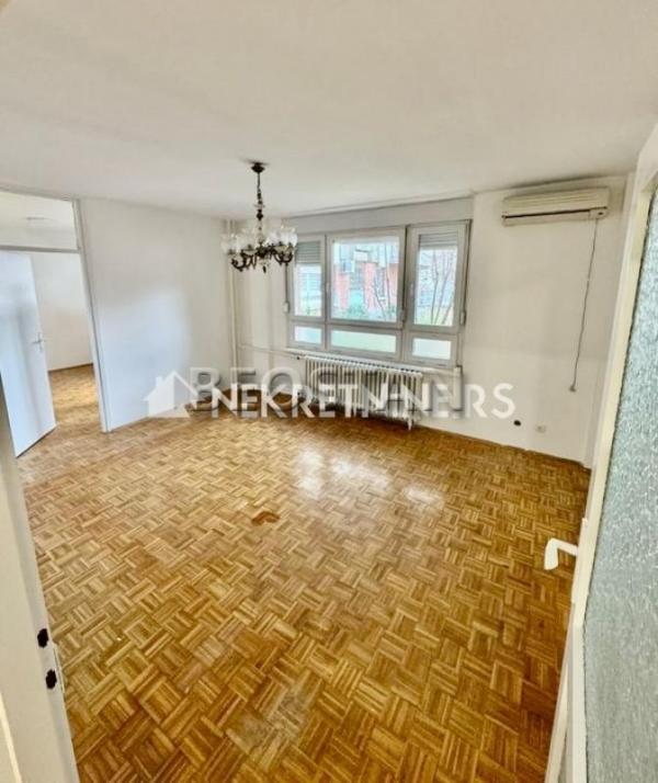 Bulevar Mihajla Pupina, Trosoban stan za izdavanje, 70m2, 950€