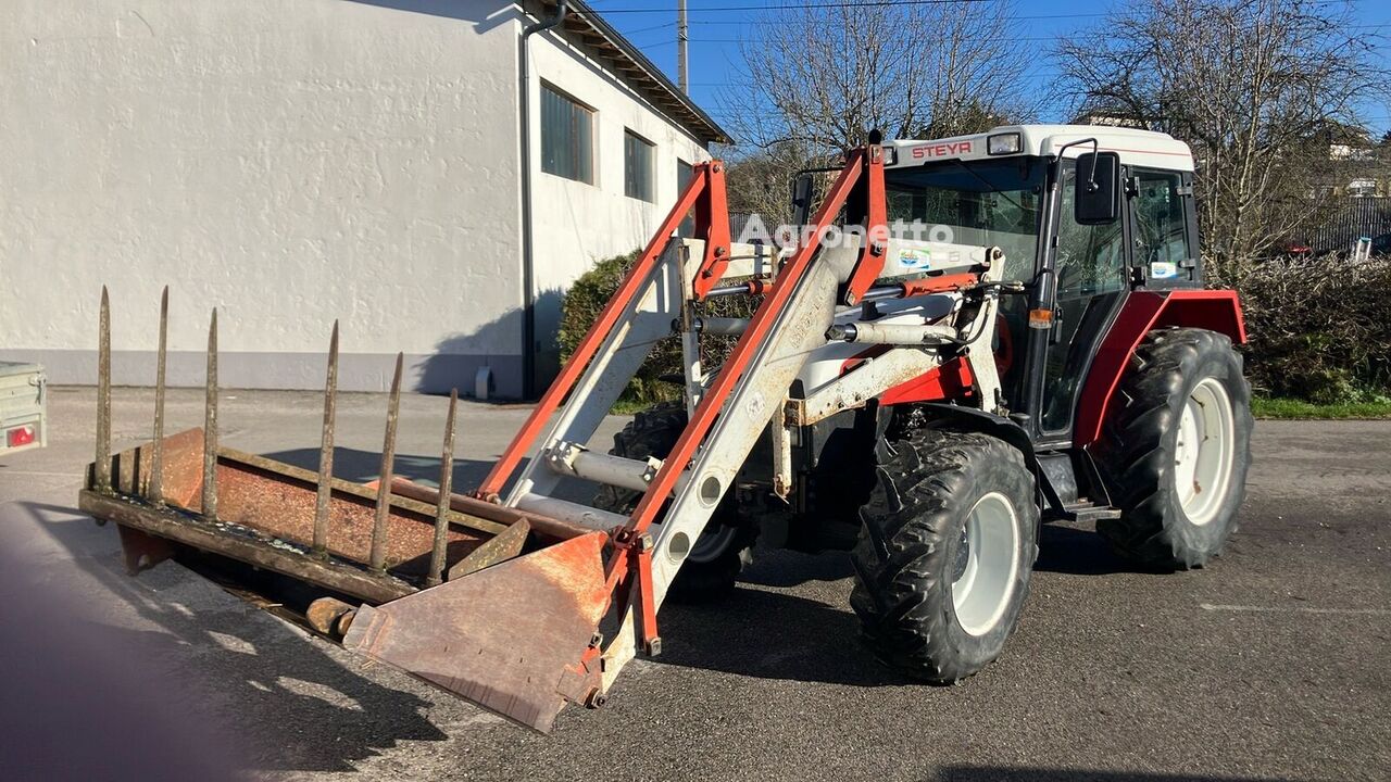 Steyr 958 traktor točkaš