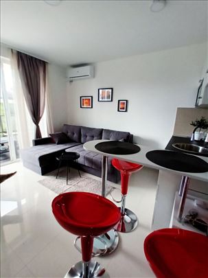 Apartman Silver sa parkingom, Srebrno jezero