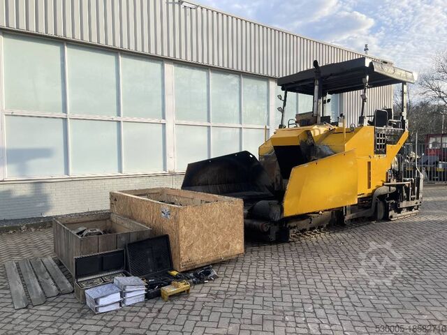 Paver
Volvo ABG 7820 2006 8800 H 6,5M