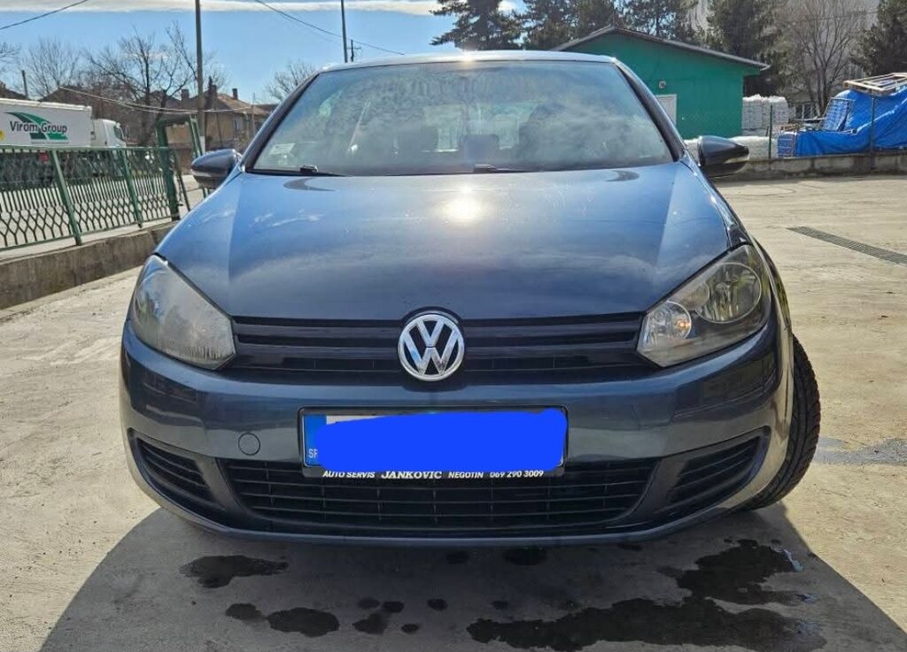 Volkswagen Golf: 1.4 l | 2009 г. Hečbek