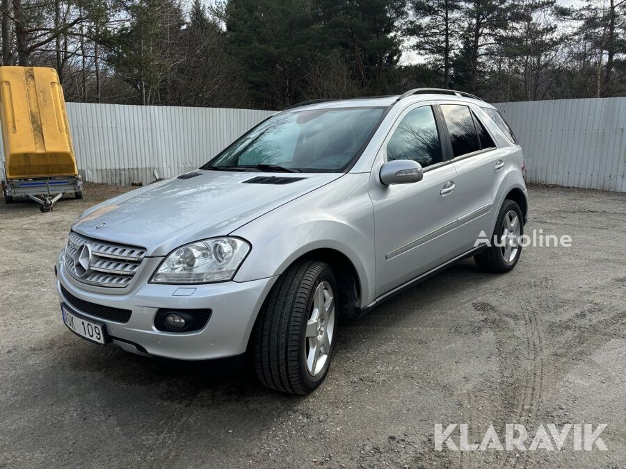 Prodaje se Mercedes-Benz ML 320 Cdi krosover na aukciji