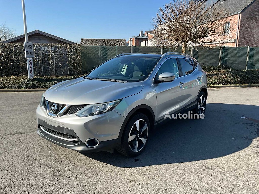 Prodaje se Nissan Qashqai krosover na aukciji