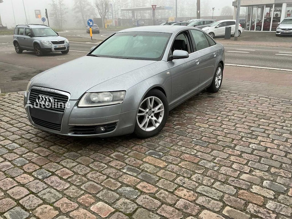 Prodaje se Audi A6 sedan na aukciji