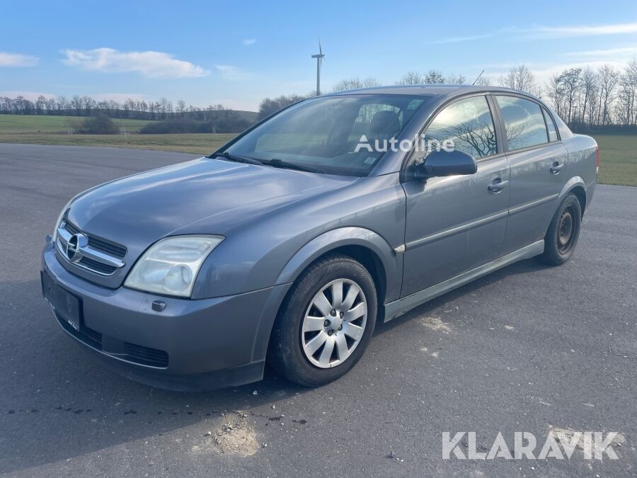 Prodaje se Opel Vectra sedan na aukciji