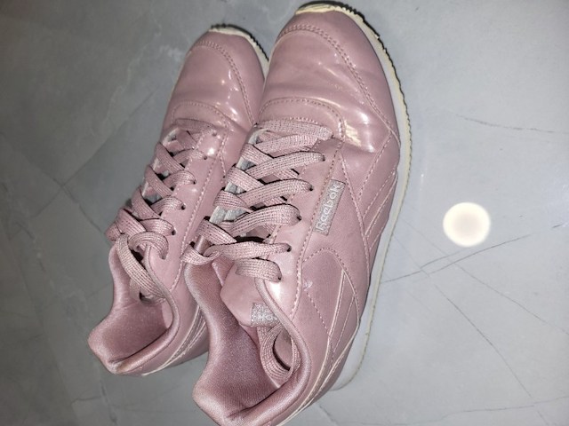 Reebok patike br.36