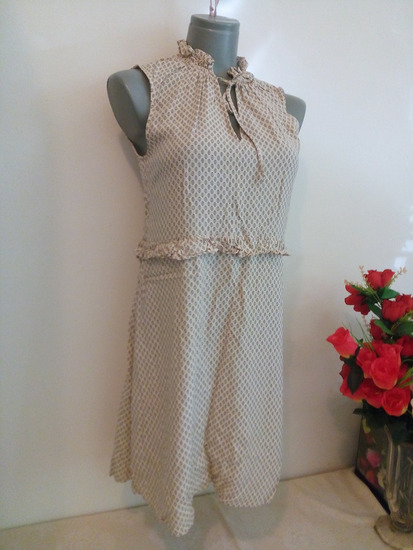 H&M krem mali romboidi haljina 36
