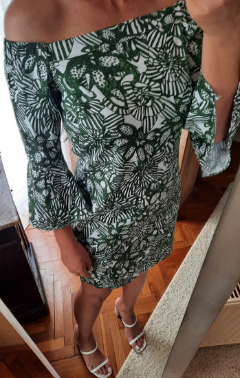    H&M haljina sa zvono rukavima ☆ Pamuk