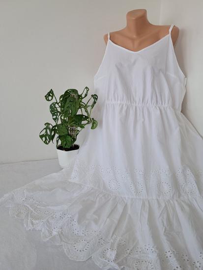 Bela romanticna haljina sa belim vezom vel 52 54