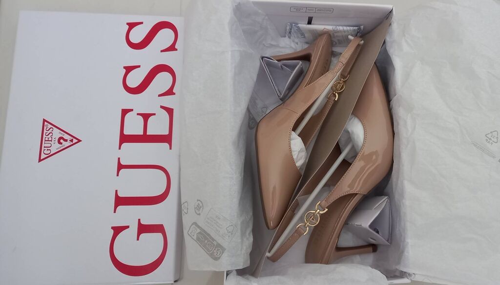Salonke, Guess