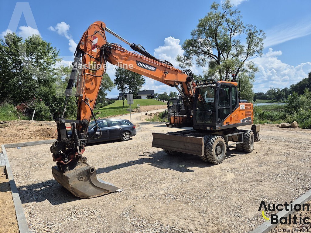 Prodaje se Doosan DX 170 W-5 bager točkaš na aukciji