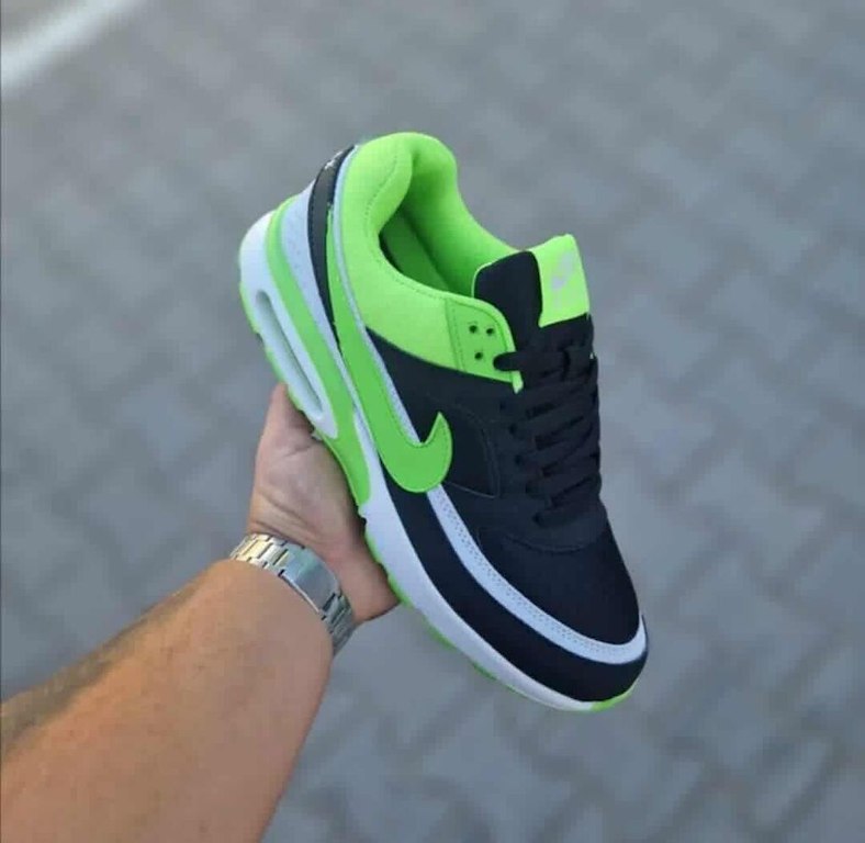 Adidas, 38
