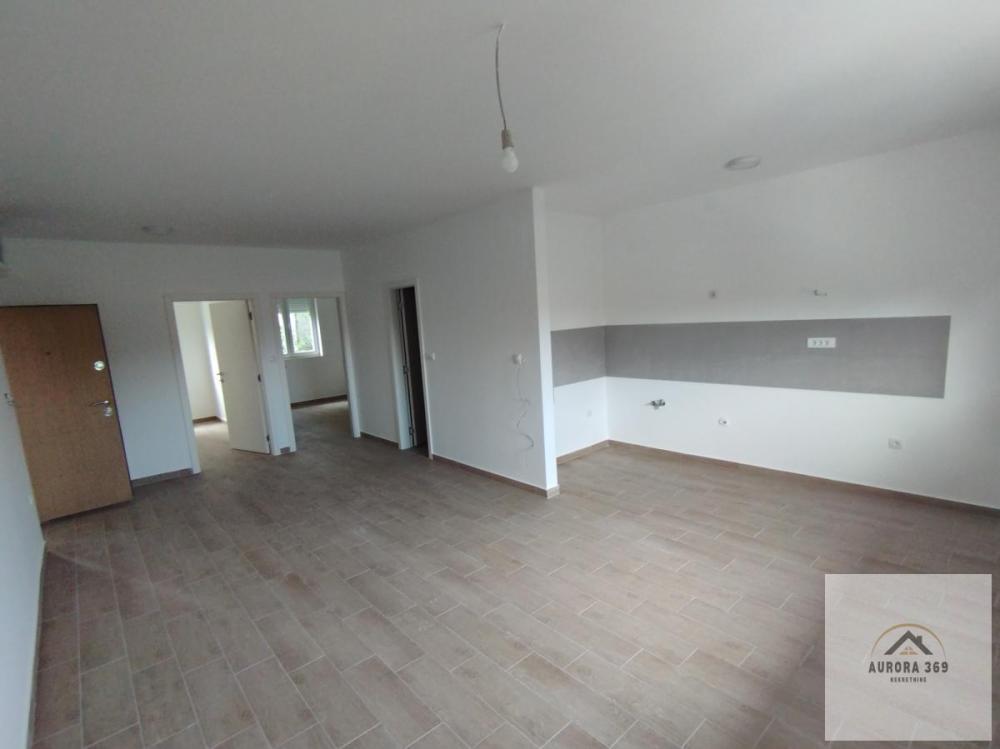 Troiposoban stan na prodaju, 74m2, 129.600€
