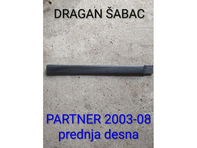 PEUGEOT PARTNER lajsna prednja desna