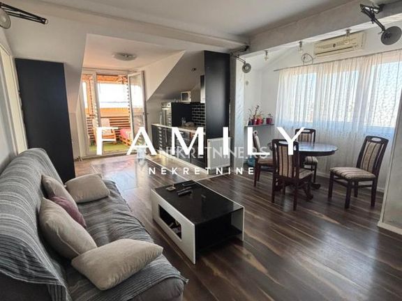 Prodaje se namešten stan 81 m², Pavla Bakića