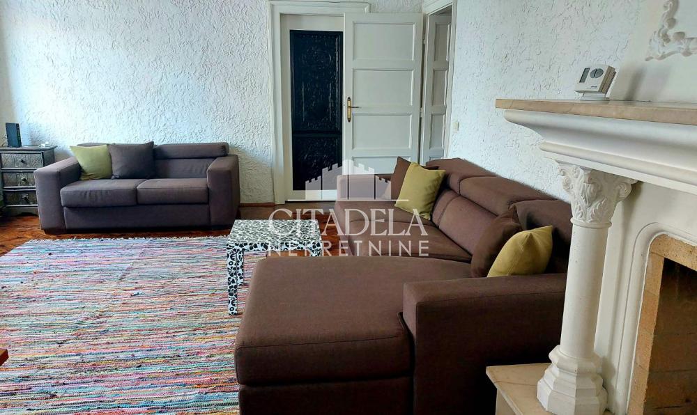 Skadarlija - Strahinjića Bana ID#2084 1.200 €