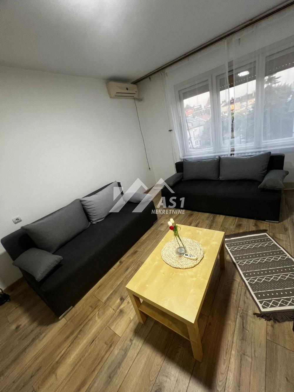 IZDAJE SE DVOSOBAN STAN NA BULEVARU ID#3278 380 €