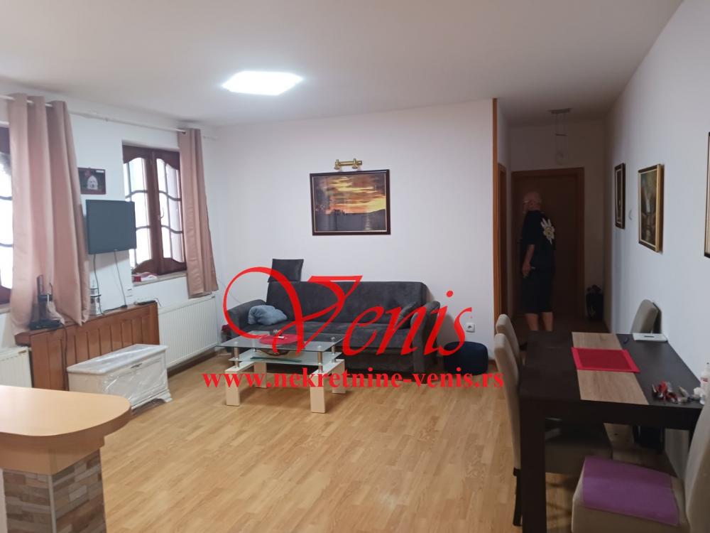 CENTAR ul.Dunavska - 57 m2 –5500 Evra USELJIV ID#2613 500 €