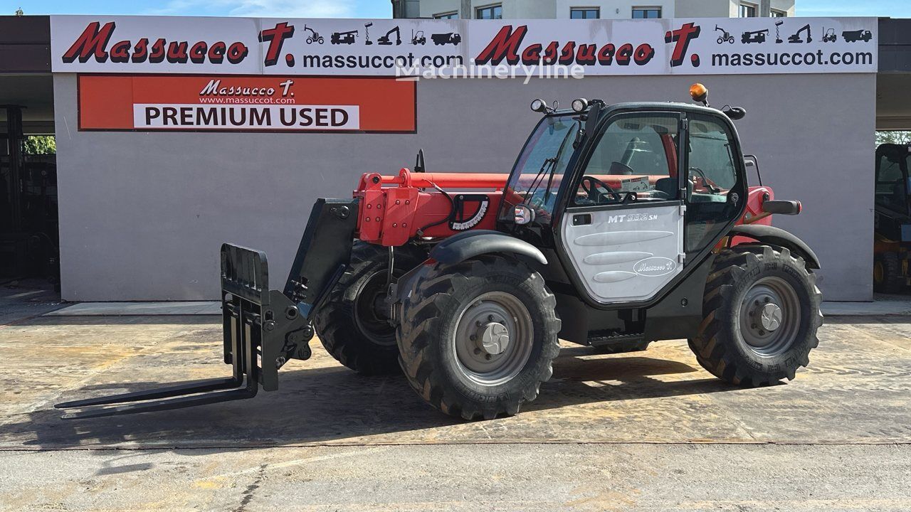 Manitou MT932 4x4x4 teleskopski utovarivač