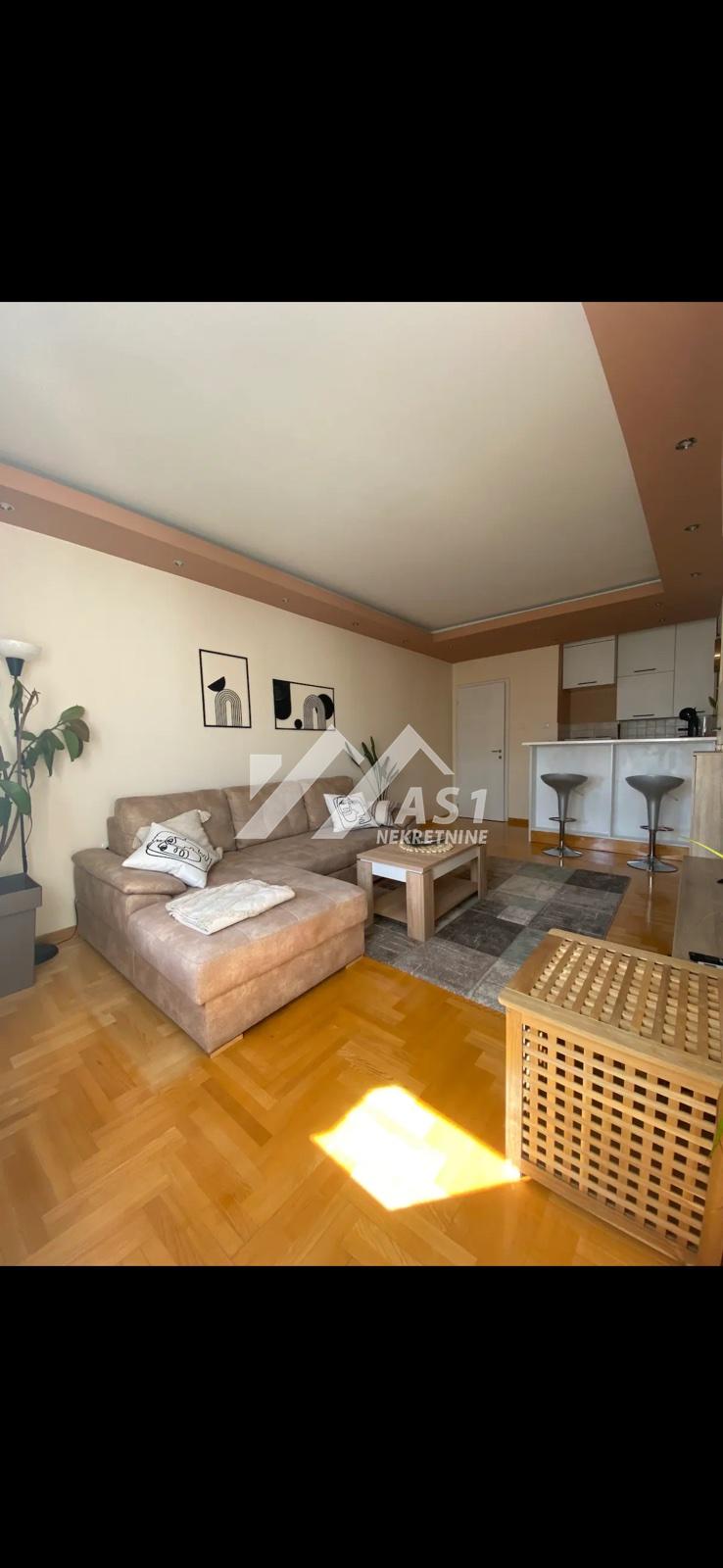 IZDAJE SE PRELEP STAN KOD FUTOSKE PIJACE-PET FRIENDLY ID#3391 600 €