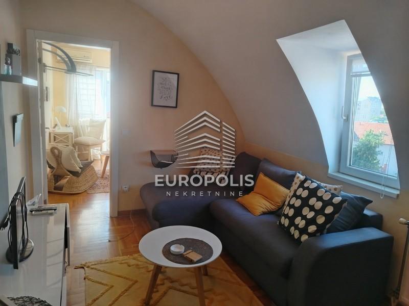 Dr Velizara Kosanovića, Cvetkova pijaca, Zvezdara ID#8209 127.000 €