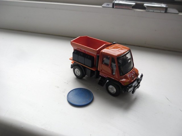 MB Unimog
