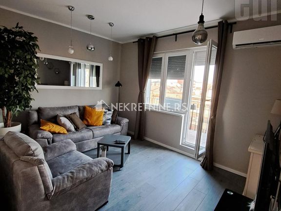 #44866, Izdavanje, Stan, CENTAR, 850 EUR