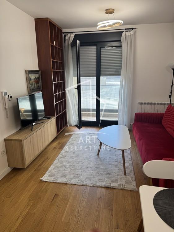 Ledinačka, Dvosoban stan za izdavanje, 40m2, 650€