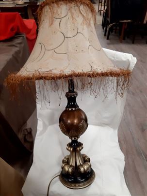 Drvena lampa