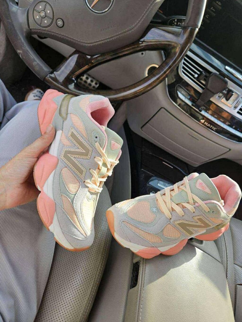 New Balance, 41