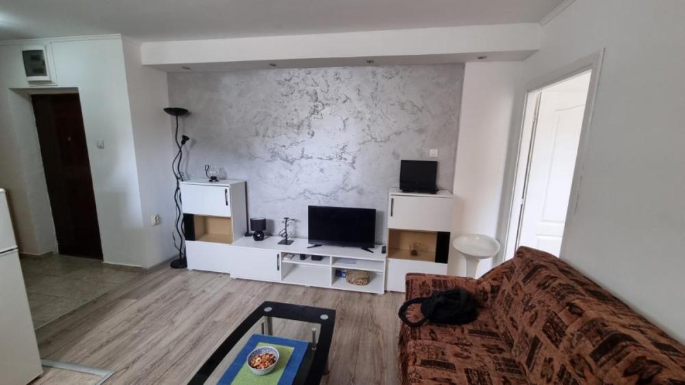 Jednoiposoban stan na prodaju, 30m2, 75.000€